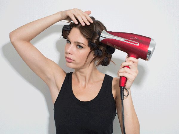 ไม่ยากอย่างที่คิด วิธีใช้โรลม้วนผม เปลี่ยนผมตรงให้เป็นลอนสวยแบบธรรมชาติ ...