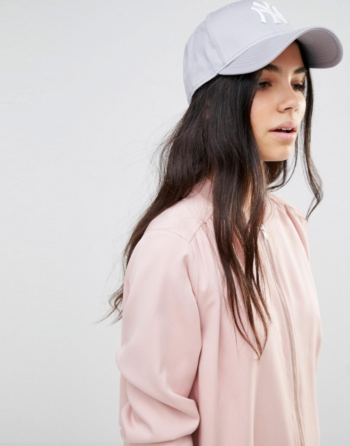 อัพลุคชิคกับ “หมวกแก๊ป 9 ยีห้อ” ที่คว้ามาใส่แล้วไม่มีเอาท์ ในซัมเมอร์ ...